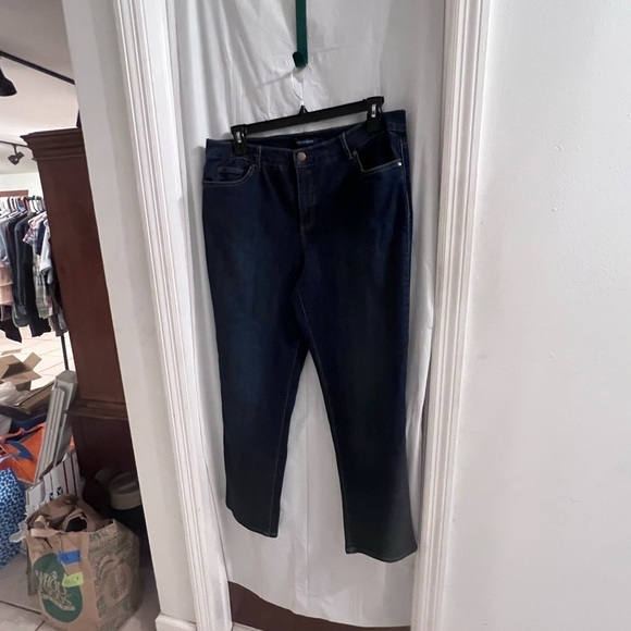 Bandolino | Jeans | Bandolino Mandie Straight Leg Blue Jeans Size 6 ...